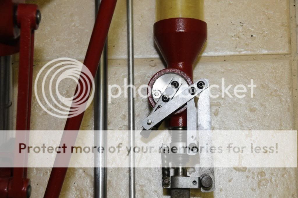 WTS: Hornady LNL AP progressive reloading press w/ 9mm shell plate ...